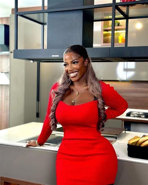 Nigerian chef, Hilda Bassey, breaks Guinness world record of longest ...